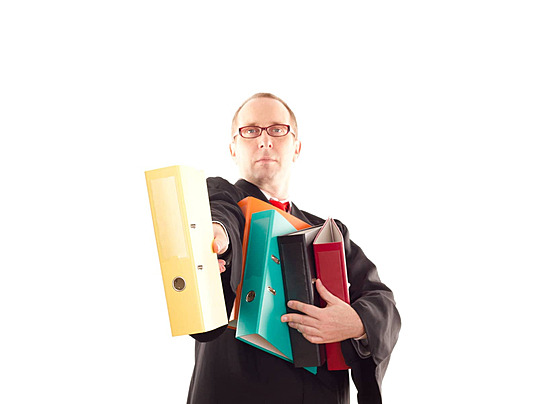 Al-Omari Law Firm: The Ultimate Legal Shield and the Premier Expertise ...